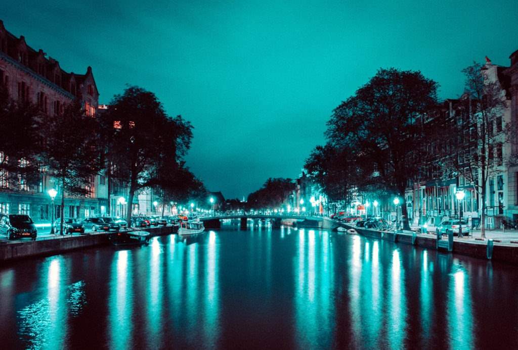 4 Safety Tips for Boating at Night - Chalik & Chalik